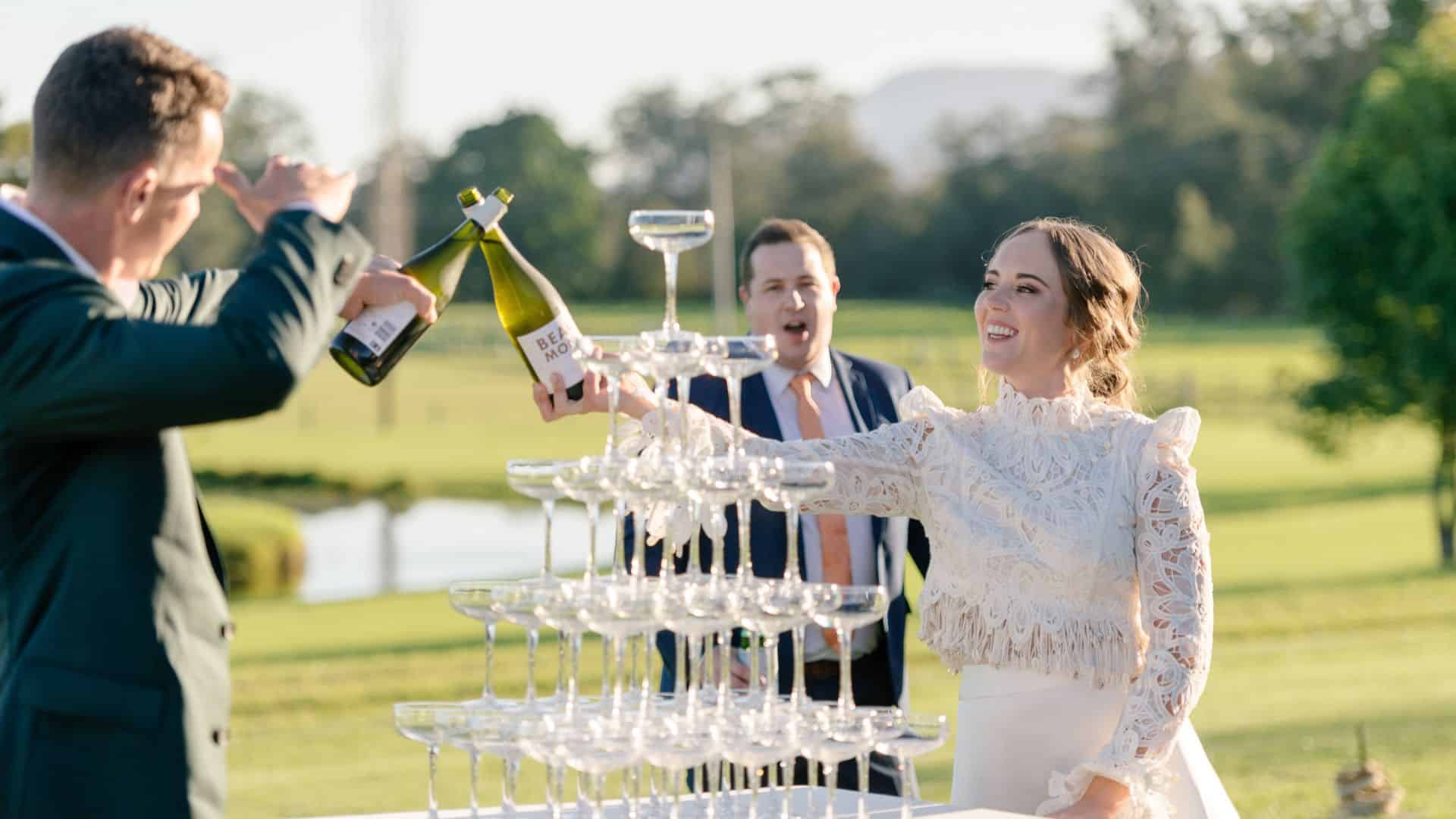 Champagne for toasting at wedding 60 photos - Astyledwedding.com
