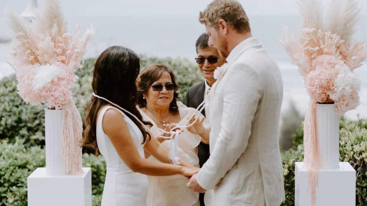 How to Perform a Filipino Unity Ceremony