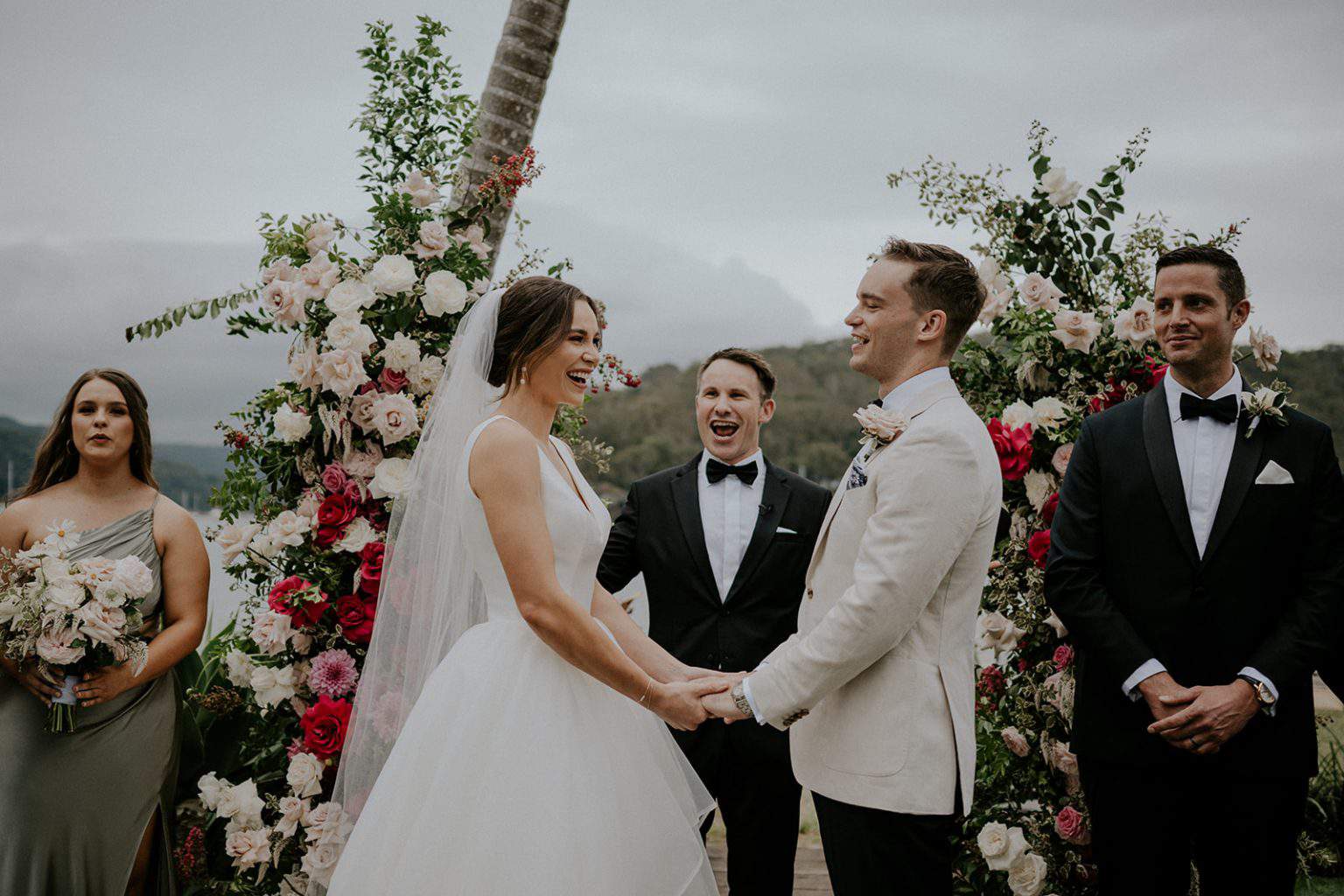 Do's and Don'ts of Delivering a Marriage Officiant Speech